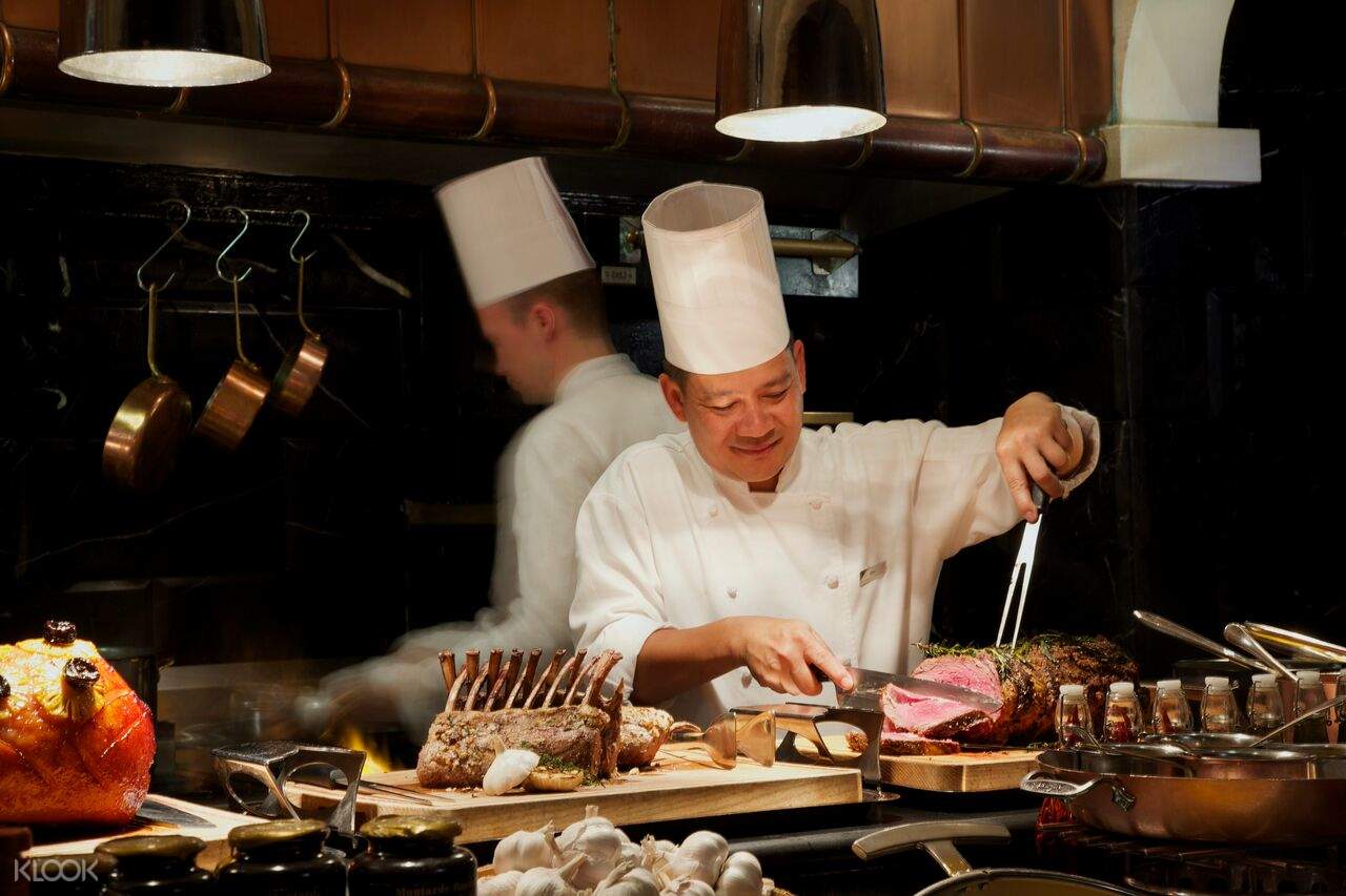 International Buffet Dinner at The Dining Room Buffet at Grand Hyatt ...